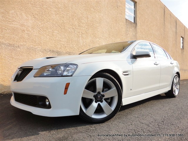 Pontiac G8 Gxp White